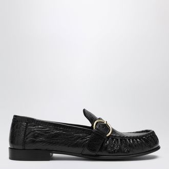Miu Miu Schwarze Loafer aus Leder mit geknittertem Vintage-Finish