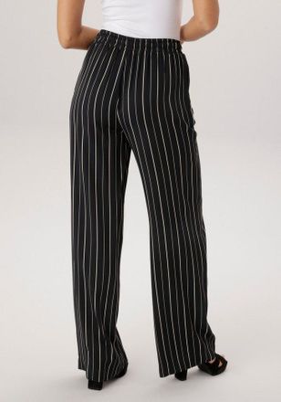 Aniston Schlupfhose mit trendigen Streifendessin