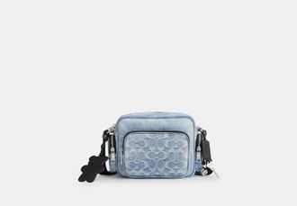 Coach Fletcher Umh&auml;ngetasche Aus Loved-Signature-Denim