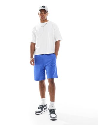 Superdry Essential - Shorts aus Jersey in Chambray-Blau mit Logo