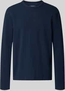 Mc Neal Longsleeve mit Strukturmuster und Rundhalsausschnitt