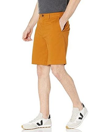 Amazon Essentials Short Chino 23cm, Coupe Classique Homme, Brun Muscade, 38W