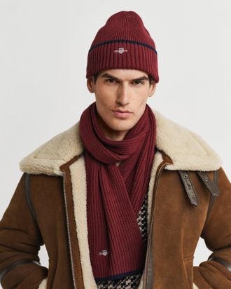GANT Herren Essential Beanie und Schal im Geschenkset (ONE SIZE) PLUMPED Rot