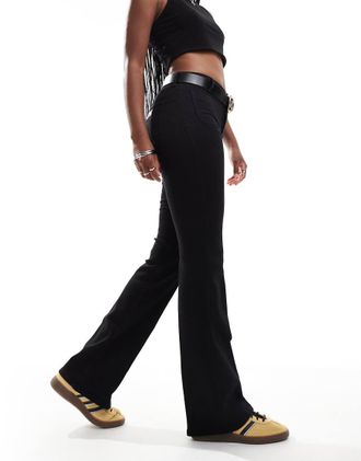 Wrangler Jean &eacute;vas&eacute; avec poches &agrave; lavant - Noir