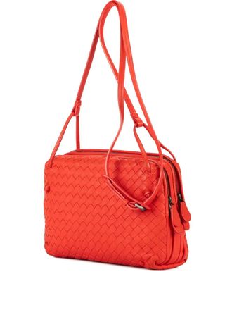 Bottega Veneta Schultertasche mit Intrecciato-Muster - Rot