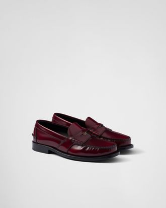 Prada Loafer aus gebürstetem Leder