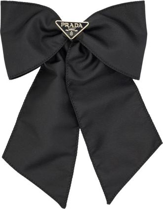 Prada Haarschmuck - Re-Nylon Hair Clip With Enameled Triangle Logo - Gr. unisize - in Schwarz - f&uuml;r Damen