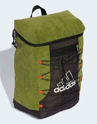 adidas Originals Rucksack in Tech Olive-Grün