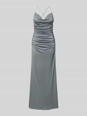 Laona Abendkleid mit Wasserfall-Ausschnitt