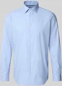 Christian Berg Regular Fit Businesshemd mit Kentkragen
