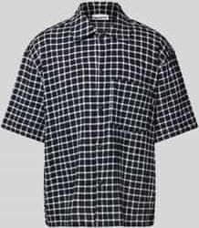 Review Regular Fit Freizeithemd mit Brusttasche