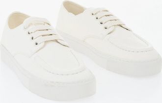 Prada Schn&uuml;r-Sneaker aus genarbtem Leder Prada