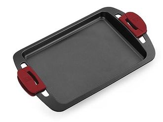 Bra Premiere | 40 cm glatter Grill, Aluminiumguss, dreilagig mit verstärkter Antihaftbeschichtung ohne PFOA, inklusive abnehmbarer Griffe, geeignet für al