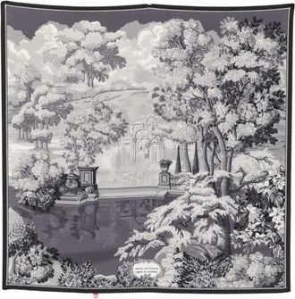 Inou&iuml; Editions Square Scarf Come