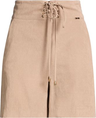 Fracomina HOSEN & R&Ouml;CKE - Shorts & Bermudashorts auf YOOX.COM