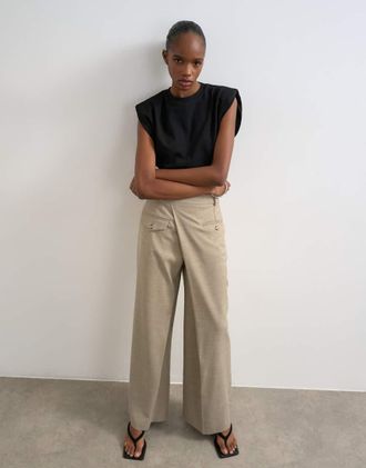 Topshop Bershka - Pantalon habill&eacute; coupe enveloppante - Taupe-Neutre