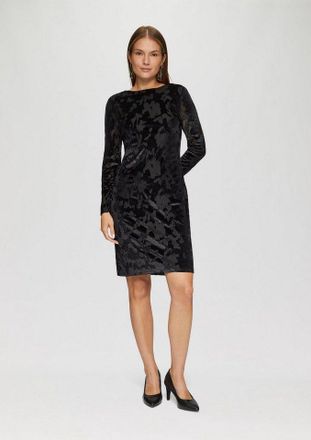 s.Oliver Minikleid Kleid Samt-Kleid mit V-Ausschnitt an der R&uuml;ckenpartie