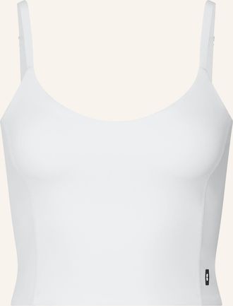 On Cropped-Top Studio weiss