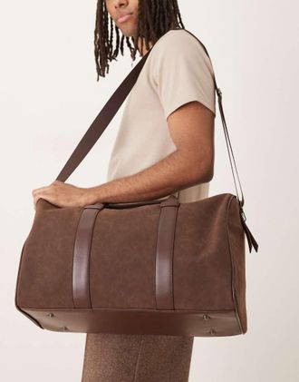 Asos Reisetasche aus Wildleder in Braun-Brown