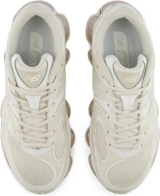New Balance Mesh Panels Sneakers - Beige
