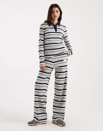 4th & Reckless Gerippte Hose aus Baumwolle in Marineblau und Grau gestreift mit weitem Bein, Logo-Detail und elastischem Bund, Kombiteil-Bunt