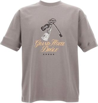 Dr&ocirc;le de Monsieur Homme, Tops, Gris, Taille: M Le T-Shirt Grand H&ocirc;tel
