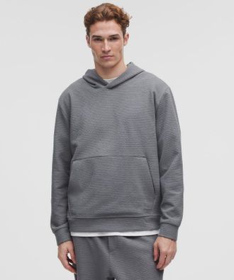 lululemon Strukturierter Hoodie mit Spacer-Konstruktion f&uuml;r M&auml;nner - Gr&ouml;&szlig;e 2XL in Solar Grey
