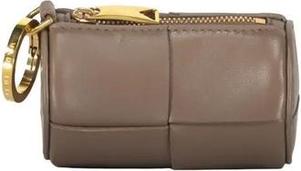 Bottega Veneta Portemonnaie - Compact Rectangular Lamb Leather Coin Purse - Gr. unisize - in Braun - f&uuml;r Damen