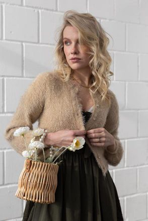 Madame Marie Strickjacke Trachtenstrickjacke Nivora lichtgrau