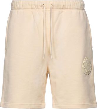 Moncler HOSEN & R&Ouml;CKE - Shorts & Bermudashorts auf YOOX.COM