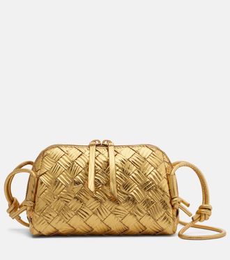 Bottega Veneta Pochette Concert en cuir Intrecciato métallisé