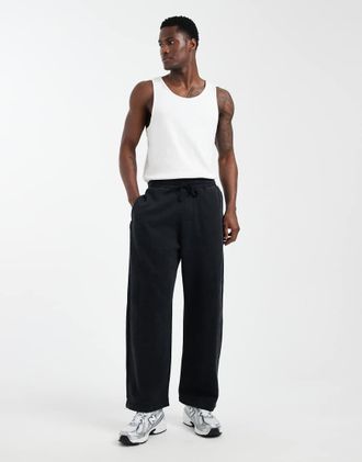 Hollister Pantalon de jogging ultra baggy &agrave; imprim&eacute; graphique - Noir d&eacute;lav&eacute;-Gris