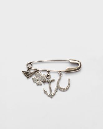 Prada Brosche aus Metall