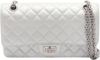Chanel Sac bandouli&egrave;re vintage pr&eacute;-poss&eacute;d&eacute; - Femme - Pre-owned - Gris - Taille: ONE Size
