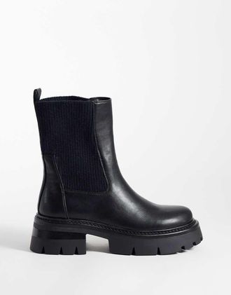 Simmi London Simmi London Caitlin Chunky Pull-on-Ankle-Boots in Schwarz