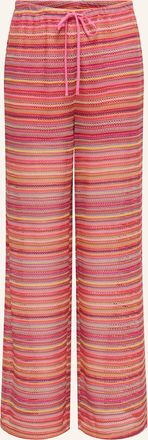 Only Strickhose rot