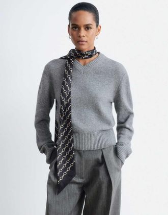 & Other Stories pull en maille col V en laine gris