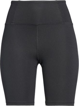 Girlfriend Collective BAS - Shorts et bermudas sur YOOX.COM
