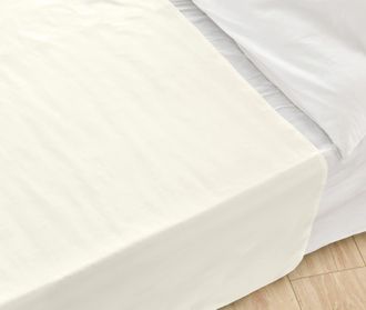 NatureMark Basic Bettlaken - weiches und pflegeleichtes Betttuch aus 100% Baumwolle ohne Gummizug Haustuch viele Gr&ouml;&szlig;en und Farben Gr&ouml;&szlig;e: 180x275 cm, Natur/Creme
