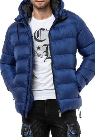 Cipo & Baxx Herren Mantel CM224 Blau - Stylische Winterjacke im modernen Design mit warmem Innenfutter, abnehmbarer Kapuze und funktionalen Details f&uuml;r kalte Tage