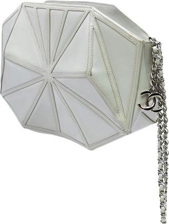 Chanel Sac bandouli&egrave;re pr&eacute;-propri&eacute;t&eacute; g&eacute;om&eacute;trique - Femme - Pre-owned - Blanc - Taille: ONE Size