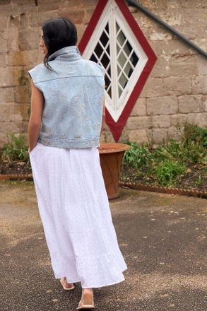 Next Jeansjacke National Trust x Next Denim-Gilet mit Stickerei (1-St)