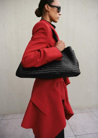 Mango Grand sac port&eacute; &eacute;paule cuir tress&eacute; noir - Femme - Taille unique - MANGO