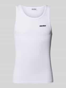 Review Tanktop in Ripp-Optik mit Label-Stitching
