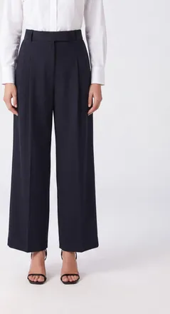 By Malene Birger Verk&uuml;rzte, weit geschnittene Schneiderhose mit hoher Taille aus Cr&ecirc;pe