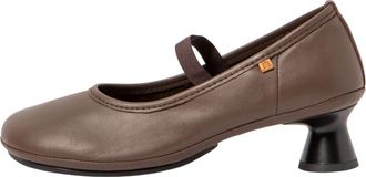 El Naturalista Pumps Alma