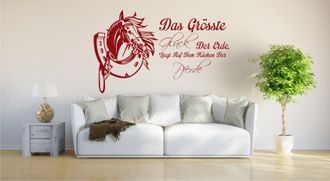 Indigos UG Wandtattoo Wohnzimmer - Wandaufkleber Das gr&ouml;&szlig;te Gl&uuml;ck der Erde liegt auf dem R&uuml;cken der Pferde - 81cm x 60cm dunkelrot E934 - Aufkleber Kinderzimmer 