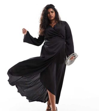 Tfnc Plus Robe portefeuille longue en satin &agrave; manches longues - Noir