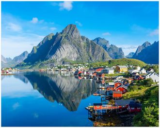 Wallario Poster - Skandinavisches Bergpanorama in Premiumqualit&auml;t, Gr&ouml;&szlig;e: 40 x 50 cm