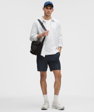 lululemon ABC Shorts im Classic Fit Warpstreme f&uuml;r M&auml;nner - 18 cm - Gr&ouml;&szlig;e 30 in True Navy